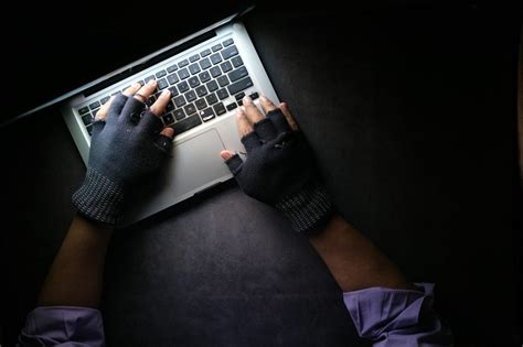 Что такое кибербезопасность цели виды угроз инструменты ycla coding