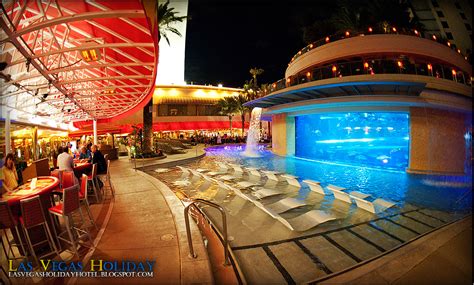 Las Vegas Golden Nugget Adult Pool