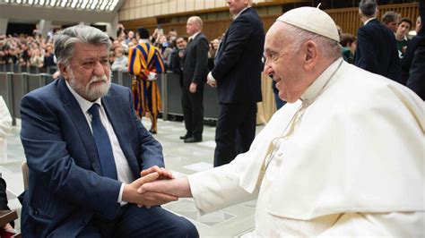 На среща с Рашидов Папа Франциск благослови българите СНИМКИ Общество България Новините