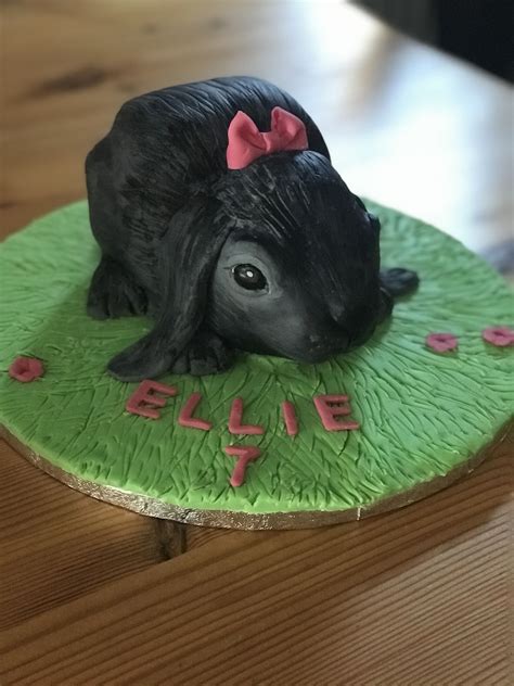 Bunny Rabbit Girls Birthday Cake