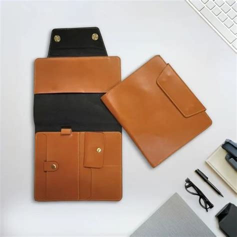 Personalised Office Folder In Tan At ₹ 79900 फिनिश्ड चमड़े चमड़ा Personalised Office Folder In Tan At ₹ 79900 फिनिश्ड चमड़े चमड़ा