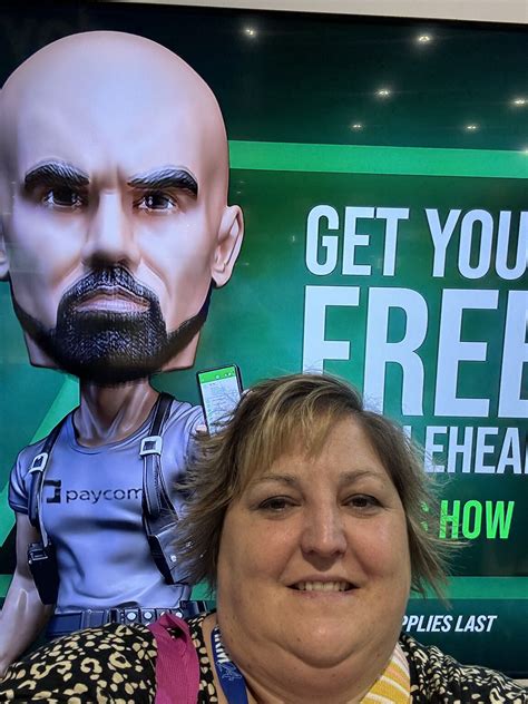 sarah shelton on linkedin shrm24
