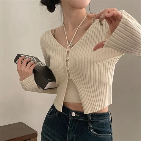 세트가능 달루아 골지 니트 가디건 레이어드 스트랩 홀터 나시 투피스 세트