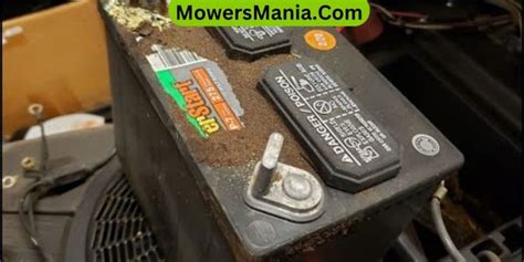 5 Reasons A Lawn Mower Battery Keeps Dying & Draining – MowersMania.Com