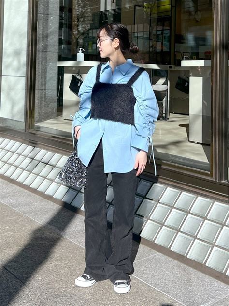肩幅が広い女性必見！似合う服・似合わない服や骨格別コーデを徹底解説 2nd Style