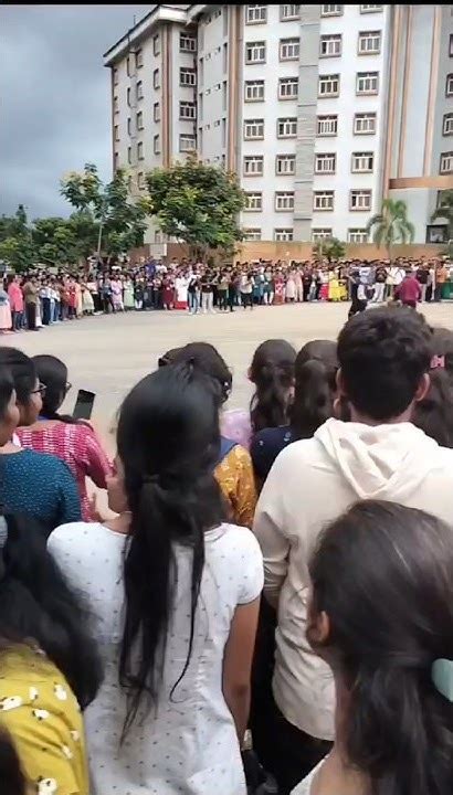 Dance In Gitam Bangalore Gitam Gitamuniversity Deemeduniversity Flashmob Youtube