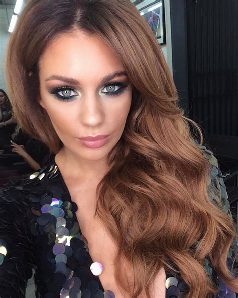 2405 Likes 34 Comments Holly Peers Hollyjadepeers On Instagram