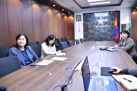 Эмнэлгийн тусламж үйлчилгээтэй холбоотой халдварын сэргийлэлт хяналтыг эрчимжүүлэх үүрэг өглөө