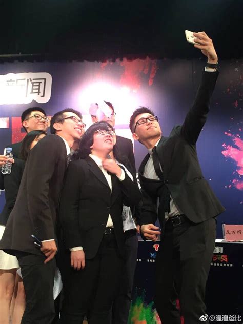 马大辩论队 · 华辩老友赛快报 · 二 · 5月29日 · 初赛小组循环 · 之 晋级决赛啦！ 🌟🌟🌟