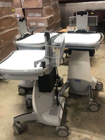 HOWARD BATTERY POWERED COMPUTER STANDS Lawler Auction Company