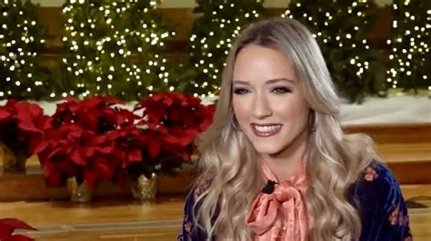 Emily Ann Roberts Talks About New Album And Blake Shelton