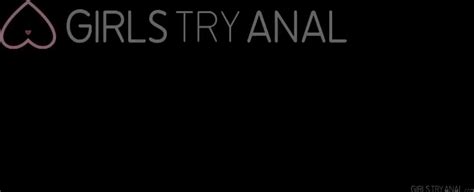 친구의 엉덩이에 장난감을 집어넣는 젊은 레즈비언 Cnn Amador