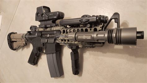 Was The M16a4 Ever Issued Without The Kac Rail And With A2 Handguards Reference Pictures Would