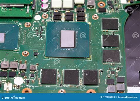 Laptop Circuitb Repairing Broken Laptop Notebook Computer Stock Image Image Of Disassembled