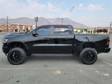 2022 Ram 1500 With 22x10 19 Vision Rocker And 295 55r22 Toyo Tires