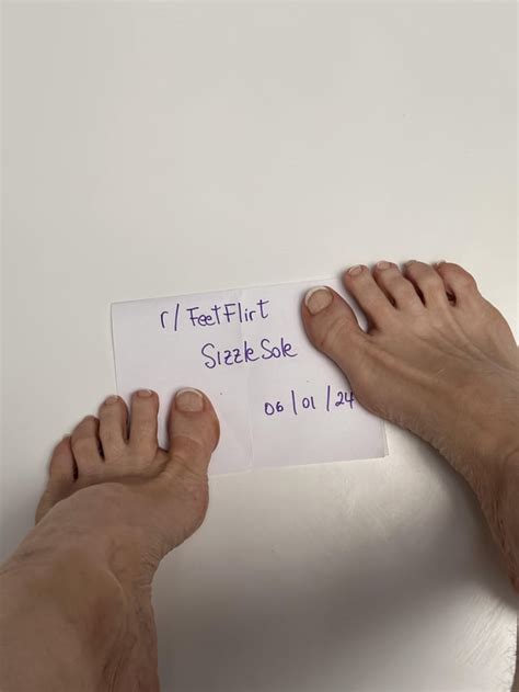 Bare Feet R Feetflirt