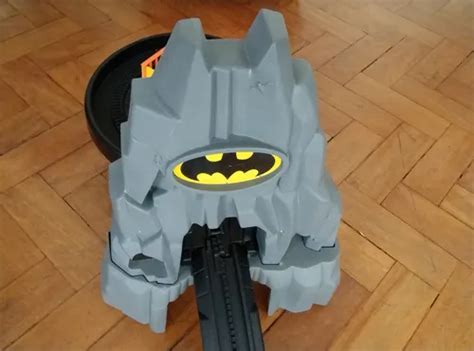 Brinquedo Geotrax Batman Batcaverna Incompleto Não Funciona Mercadolivre