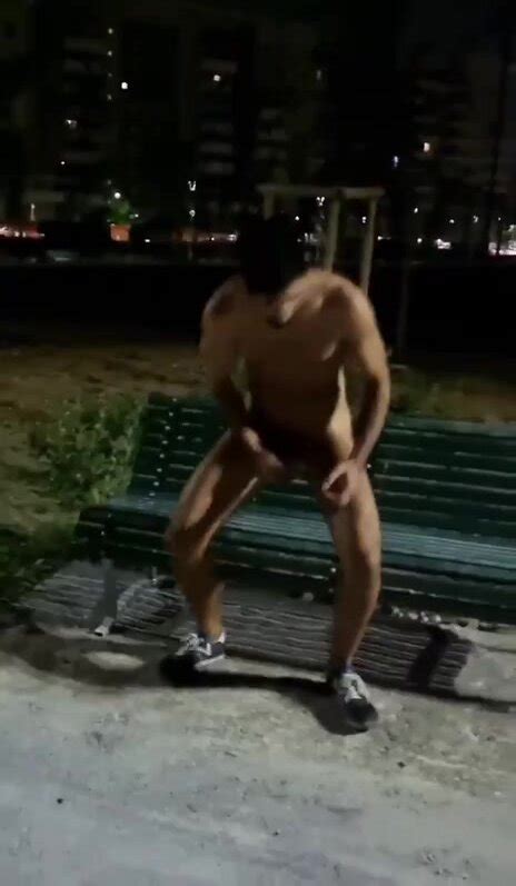 Guy Naked In Public Thisvid Em Ingl S