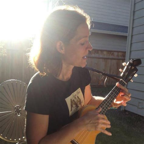 Johanna The Queen Of Spades Kauai Solo Artist • Musician • Singer
