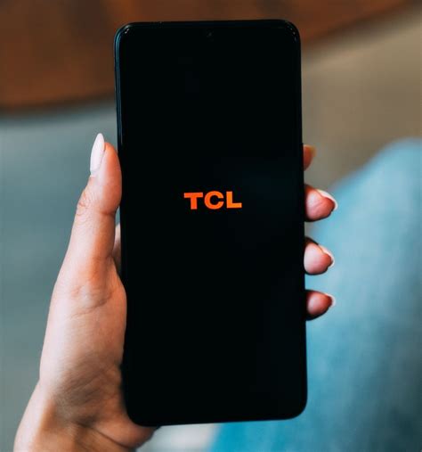 The Tcl 40 Xe 5g Is An Impressive Prepaid Smartphone