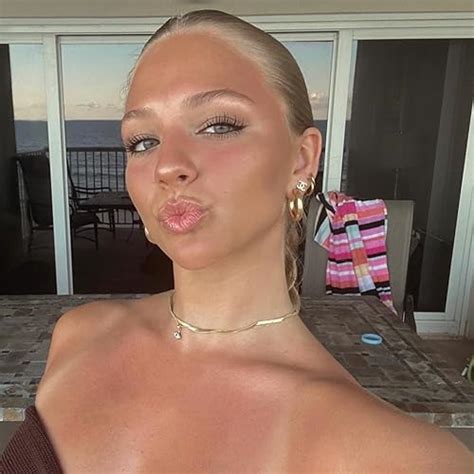 Malayna Mcallisters Amazon Page