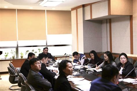 Байгаль орчны зөвлөл ийг сэргээн байгуулж анхны хурлаа хийлээ