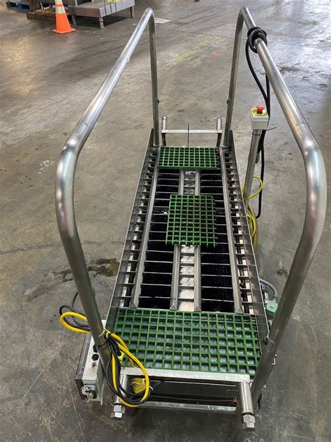 Used Sold Krm Pass Through Sole Cleaner At Steep Hill Equipment Solutions