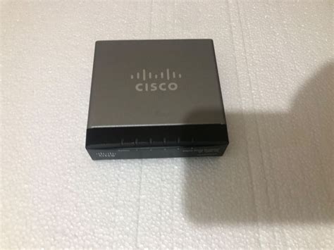 Switch Cisco Smal Business Sf 100d 05 Kaufen Auf Ricardo