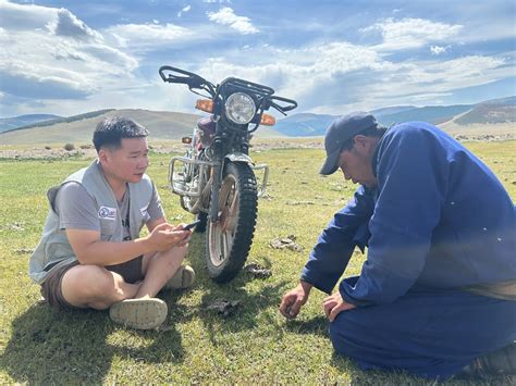 Зудын яаралтай тусламж авсан малчид сэтгэл хангалуун байна Дэлхийн Зөн Монгол World Vision