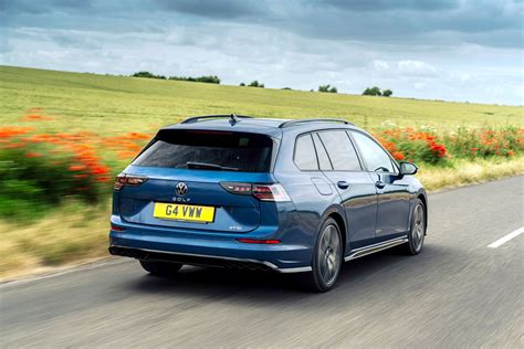 Volkswagen Golf Estate Review 2026