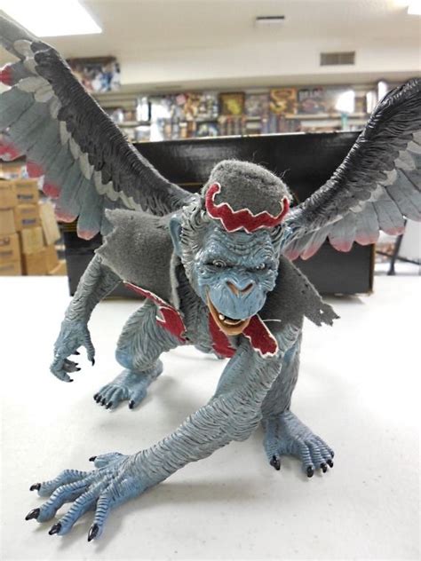 Wizard Of Oz FLYING MONKEY Statue RARE ~ ONLY 250 MADE ~ Gentle Giant Figure MIB | Scifi fantasy ...