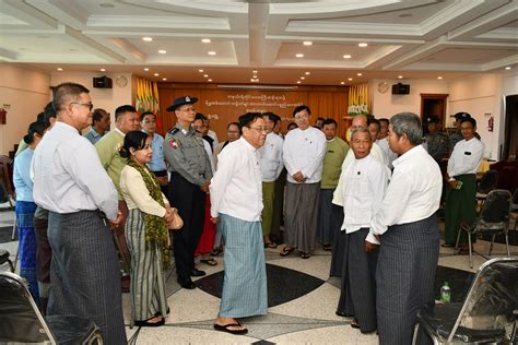 တနင်္သာရီတိုင်းဒေသကြီး ဝန်ကြီးချုပ် ဦးမြတ်ကို မြိတ်ခရိုင်ရဲမှုထမ်းဟောင်းအဖွဲ့ဝင်များအား ထောက