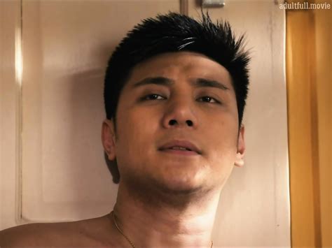 Wife Caught Her Husband In The Shower