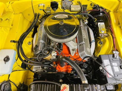 1970 Dodge Charger Hemi Engine