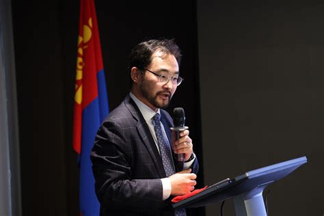 Төрөөс мөнгөний бодлогын талаар 2024 онд баримтлах үндсэн чиглэлийн төслийг танилцууллаа