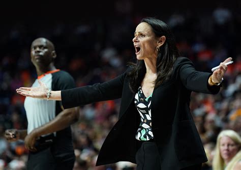 How Sandy Brondello Helped Lead The Liberty To Wnba Final