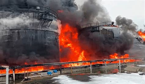 У Генштабі підтвердили враження авіазаводу і нафтобази РФ Новини ФАКТ