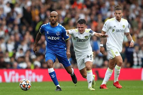 Fabian Delph Sends Message To Leeds Fans After Everton Draw