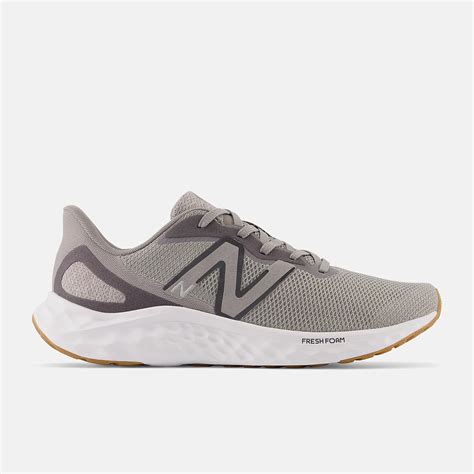 Jual New Balance Men Running Fresh Foam Arishi V4 Shoes Sepatu Lari ...