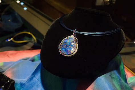 10월의 탄생석 오팔opal