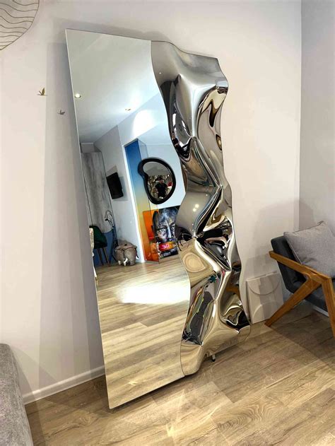 Декоративно-функциональные зеркала Wall-A | Decora Glass