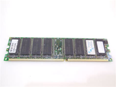Модуль памяти DDR266 1Gb PC 2100