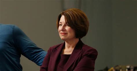 Amy Klobuchar Se Bajó De La Carrera Presidencial Por El Partido