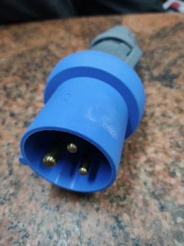 MALE FEMALE CONNECTORS Heavy Duty Plug Socket Retailer From New Delhi