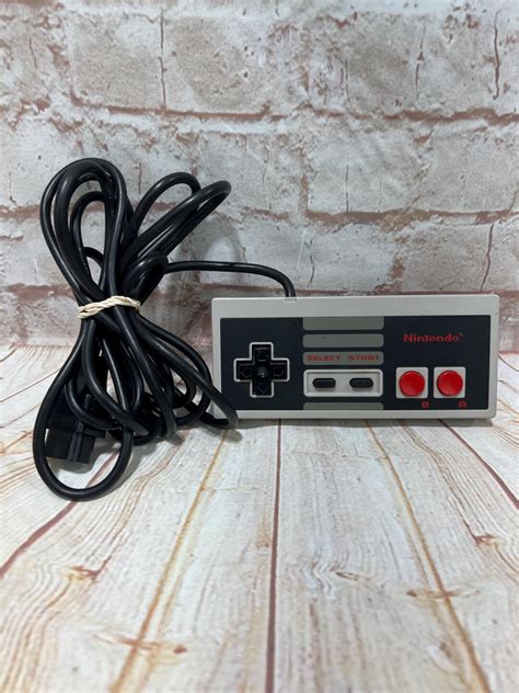 Vintage Original Oem Nintendo Nes Video Game Wired Controller Nes 004 Etsy