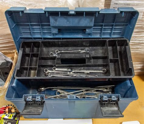 Mastercraft Toolbox With Flat Wrenches Tools