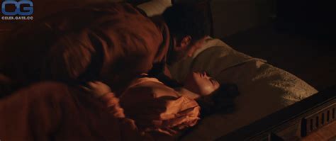 Florence Pugh Nude Pictures Photos Playboy Naked Topless Fappening