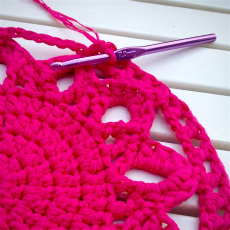 Different Types Of Crochet Hooks And When To Use Them