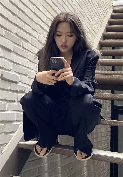 Son Hye Ju Feet