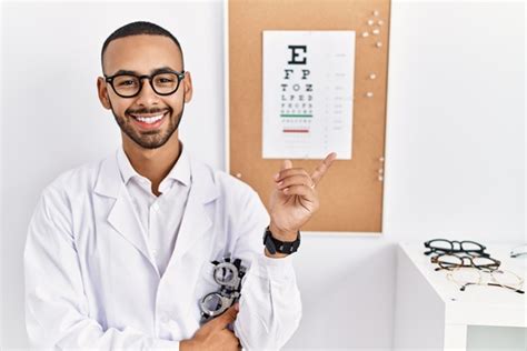 Beyond Vision Problems What Else Can A Routine Eye Exam Detect Bright Eyes Optometry New